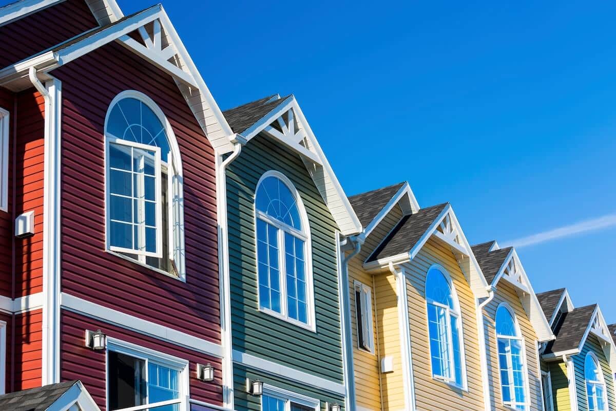 Vinyl Siding Colors: Popular Shades and How to Choose